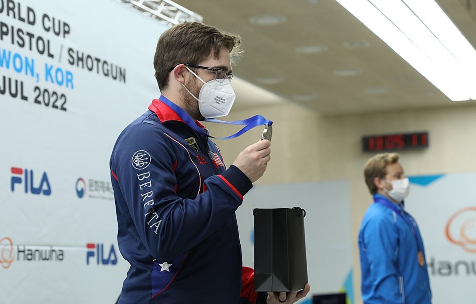 Kozeniesky adds World Cup medal to 2022 accomplishments | USA Shooting